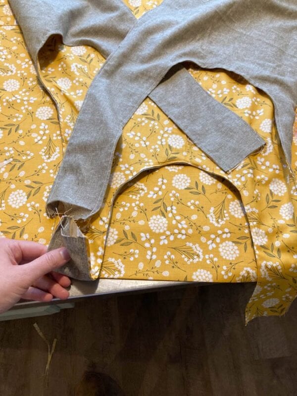 DIY Cross-Back Reversible Apron Pattern-Linen and Cotton - The Everyday ...