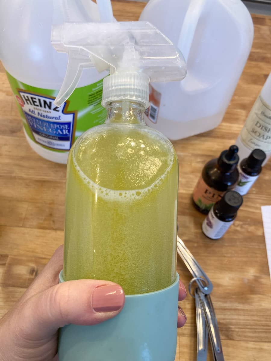 Homemade Dust Spray: Easy, Family-Friendly Cleaning - The Everyday ...