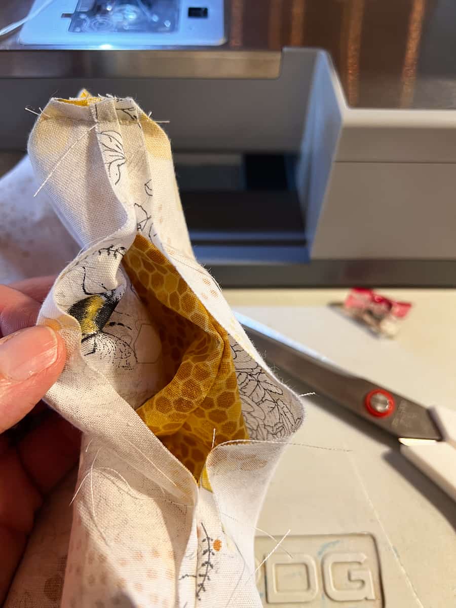 How to Make a Drawstring Bag | Easy with Lining - The Everyday Farmhouse