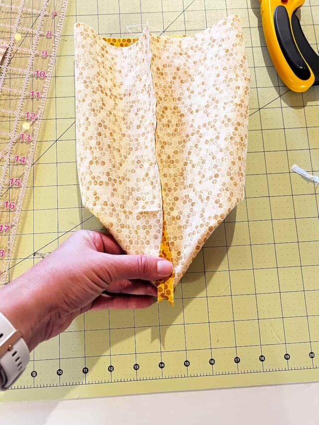 How to Make a Drawstring Bag | Easy with Lining - The Everyday Farmhouse