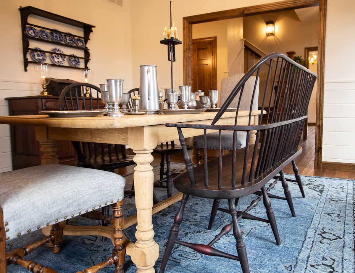 Colonial Dining Room Inspiration: Timeless Elegance for Your Home - The Everyday Farmhouse