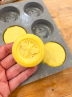 How to Render Beeswax at Home Step-by-Step - The Everyday Farmhouse
