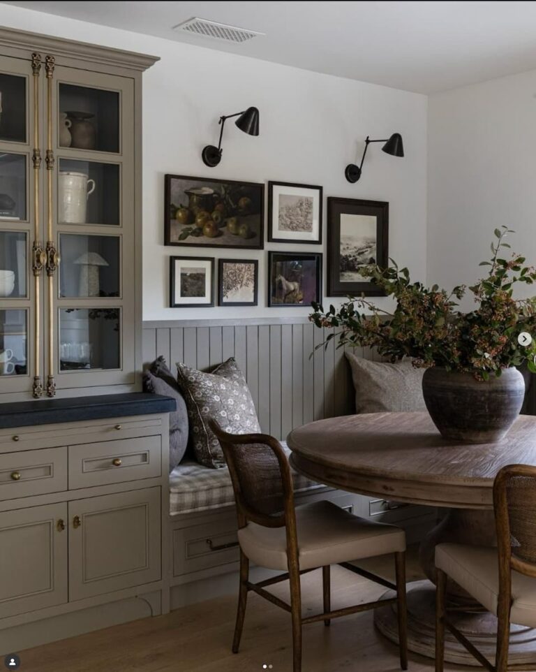 Breakfast Nook Inspiration: Design, Layout & Lighting Ideas for a Cozy ...